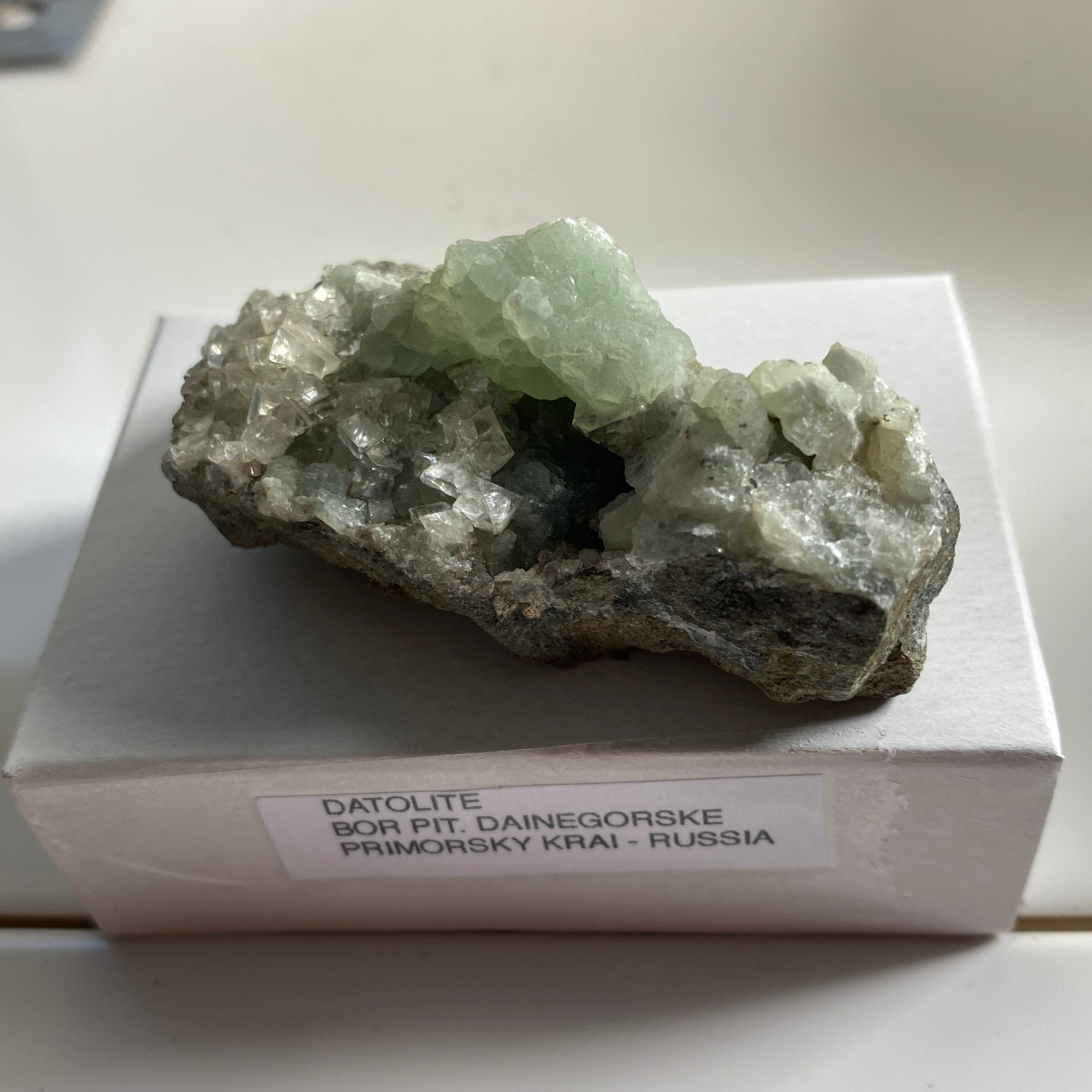 DATOLITE [ETC] - BOR PIT, DAINEGORSK, PRIMORSKY KRAI, RUSSIA – MF ...