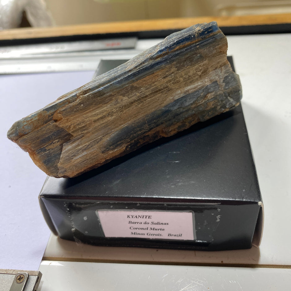 MF Minerals & Rocks•Rocks, Minerals, and Gemstones For Sale•UK & World